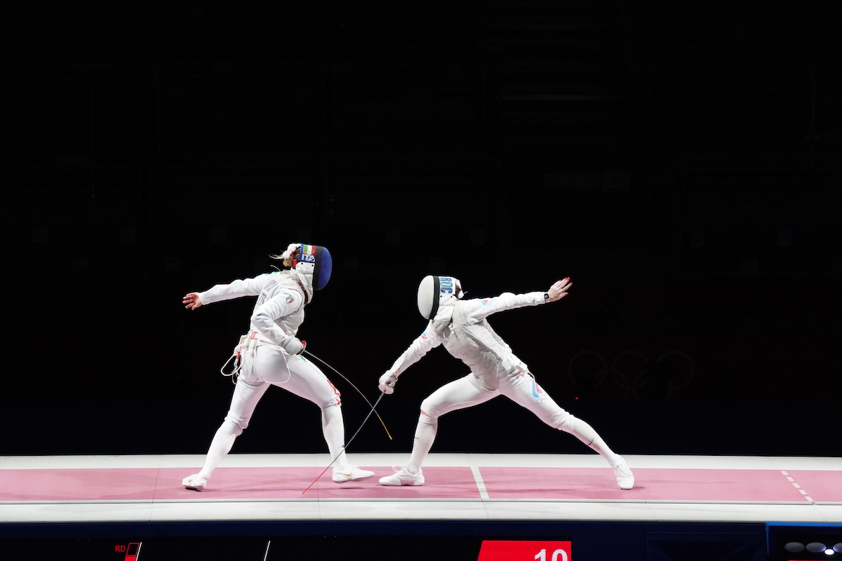 Lee Kiefer first American to win Olympic Gold in Women's Foil - Fencing.Net